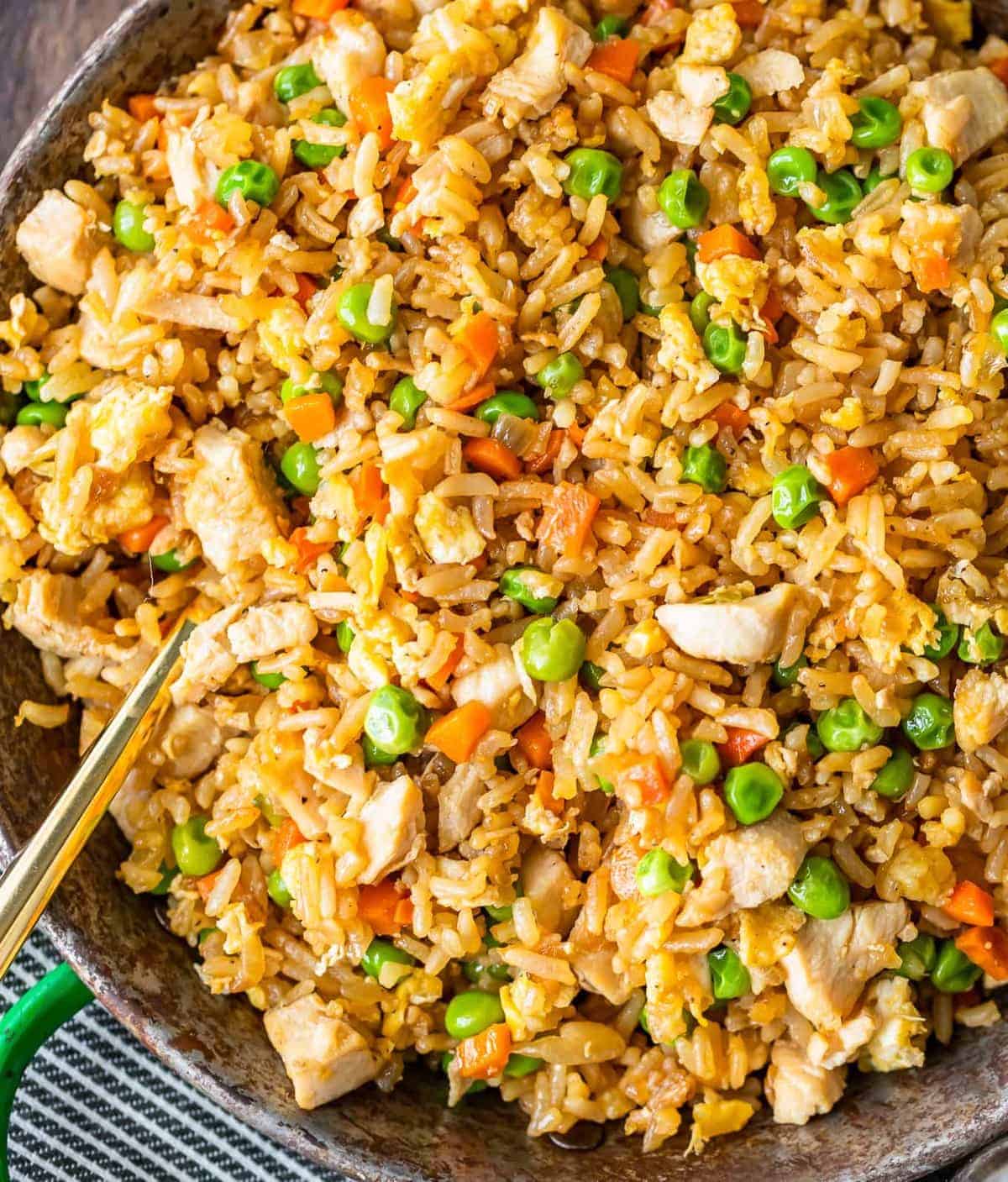 CHICKEN FRIED RICE